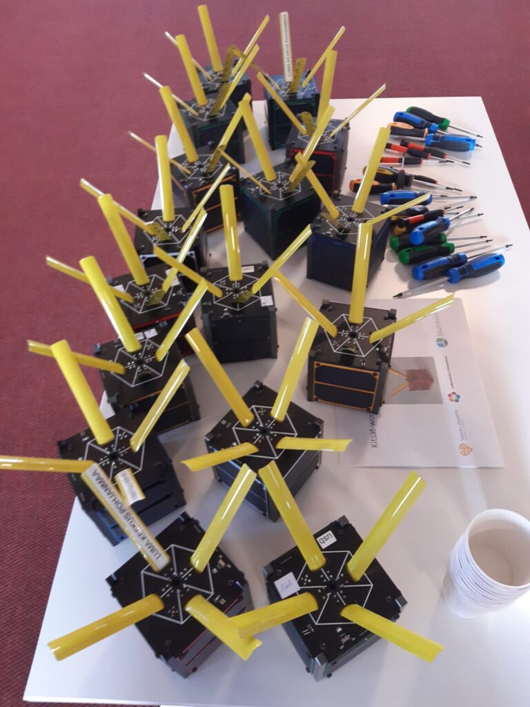 Student Satellite Workshop - KVARKEN SPACE CENTER